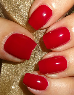 Wendy's Delights: Avon Color Trend Nail Enamels - Icon & Hot