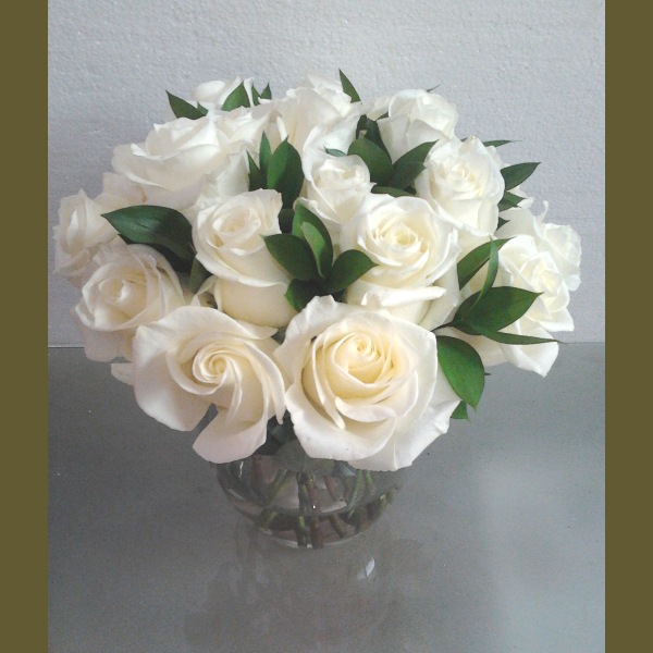 Bunga Mawar Putih Yang Anggun - Toko Bunga | Florist Jakarta | Toko ...