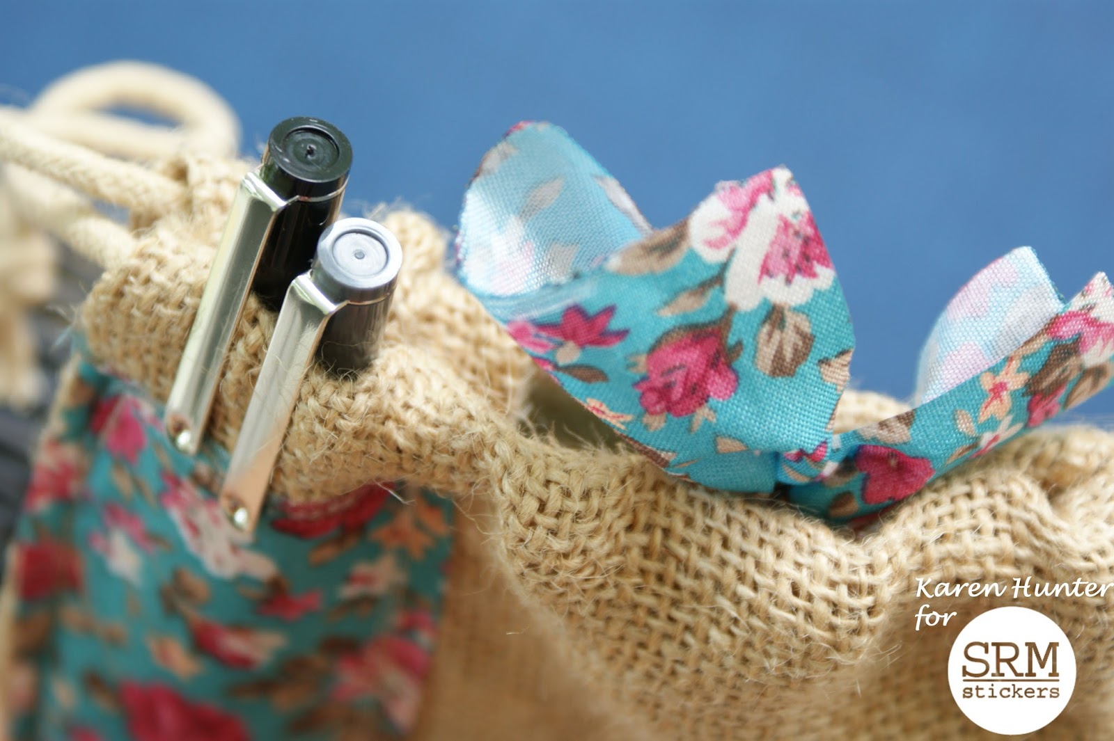 KarenScraps: Burlap Prayer Pouch