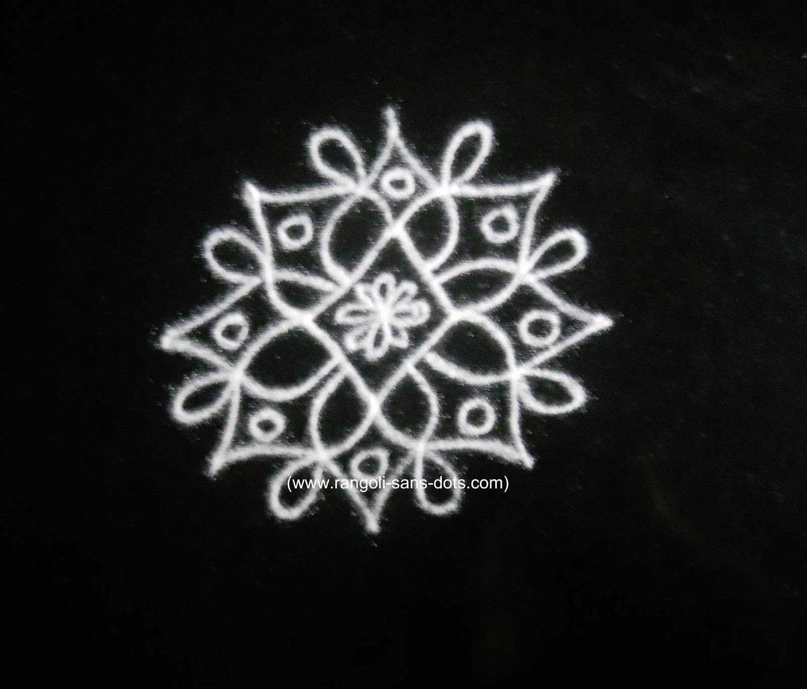 simple and small plain kolam