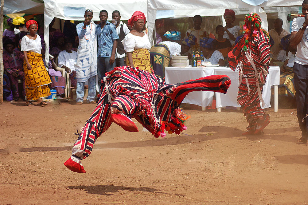 ESAN PEOPLE - Ẹ̀bhò Ẹ̀sán