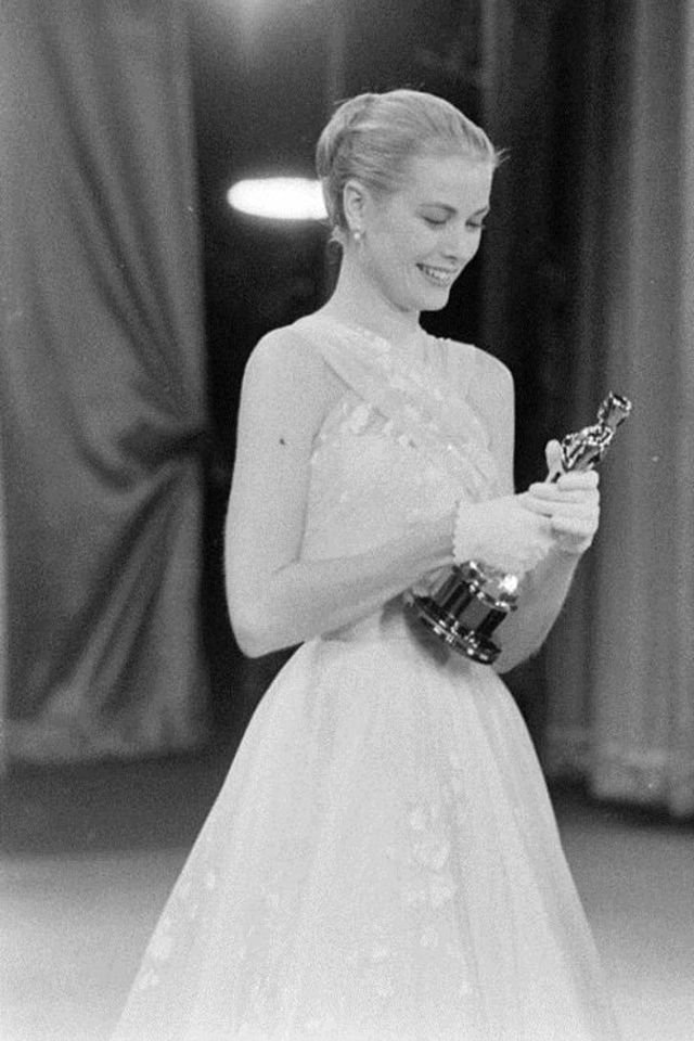 Grace Kelly Oscar Dress 1956