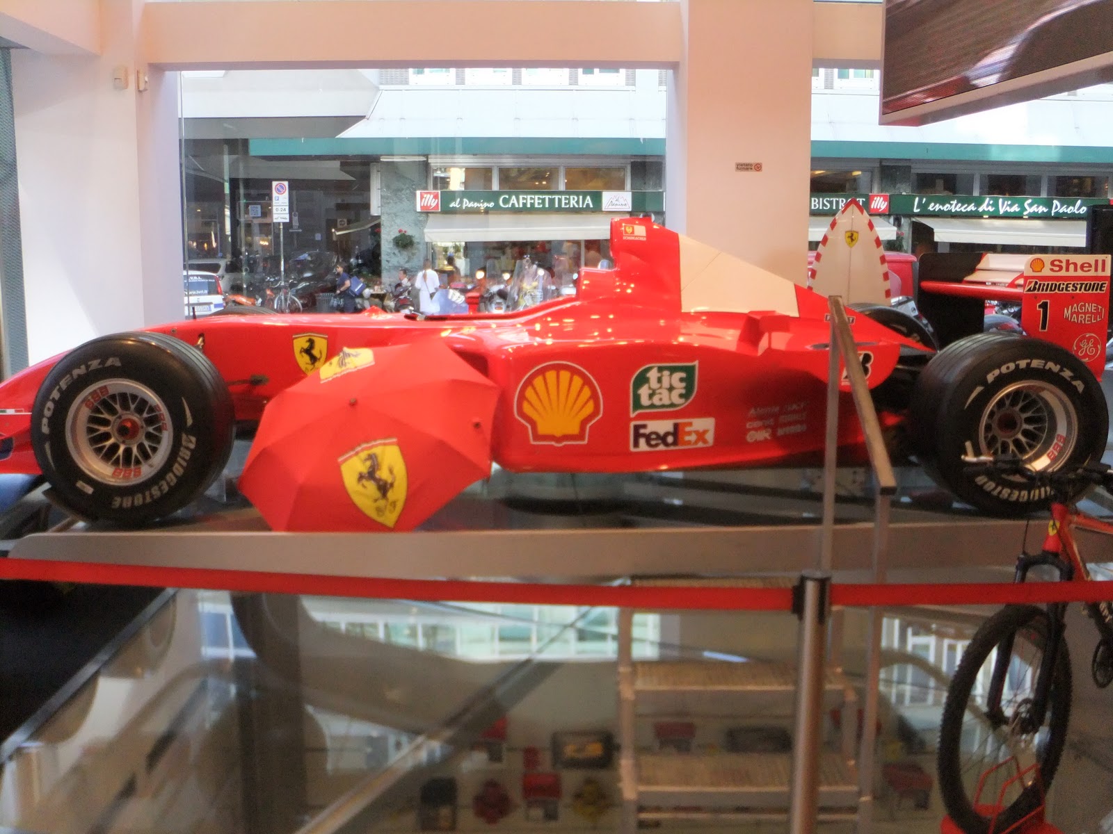 Plastic Models on the Internet: Walkaround race cars vol.1: Ferrari F2000