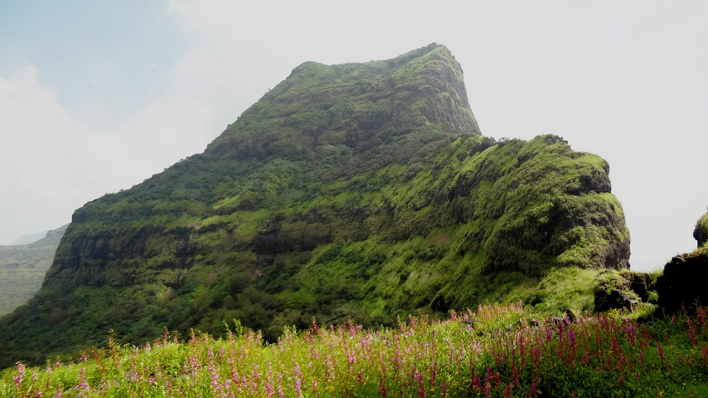 Ghangad Fort | Konkankatta.in