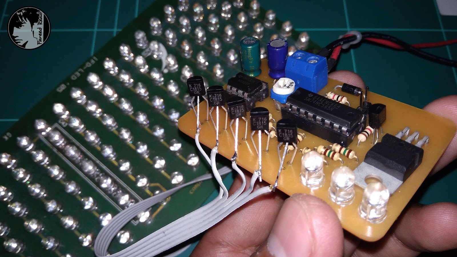 Membuat Lampu Jetbus Dual Mode Menggunakan IC 4094 - Fareed Read's Blog