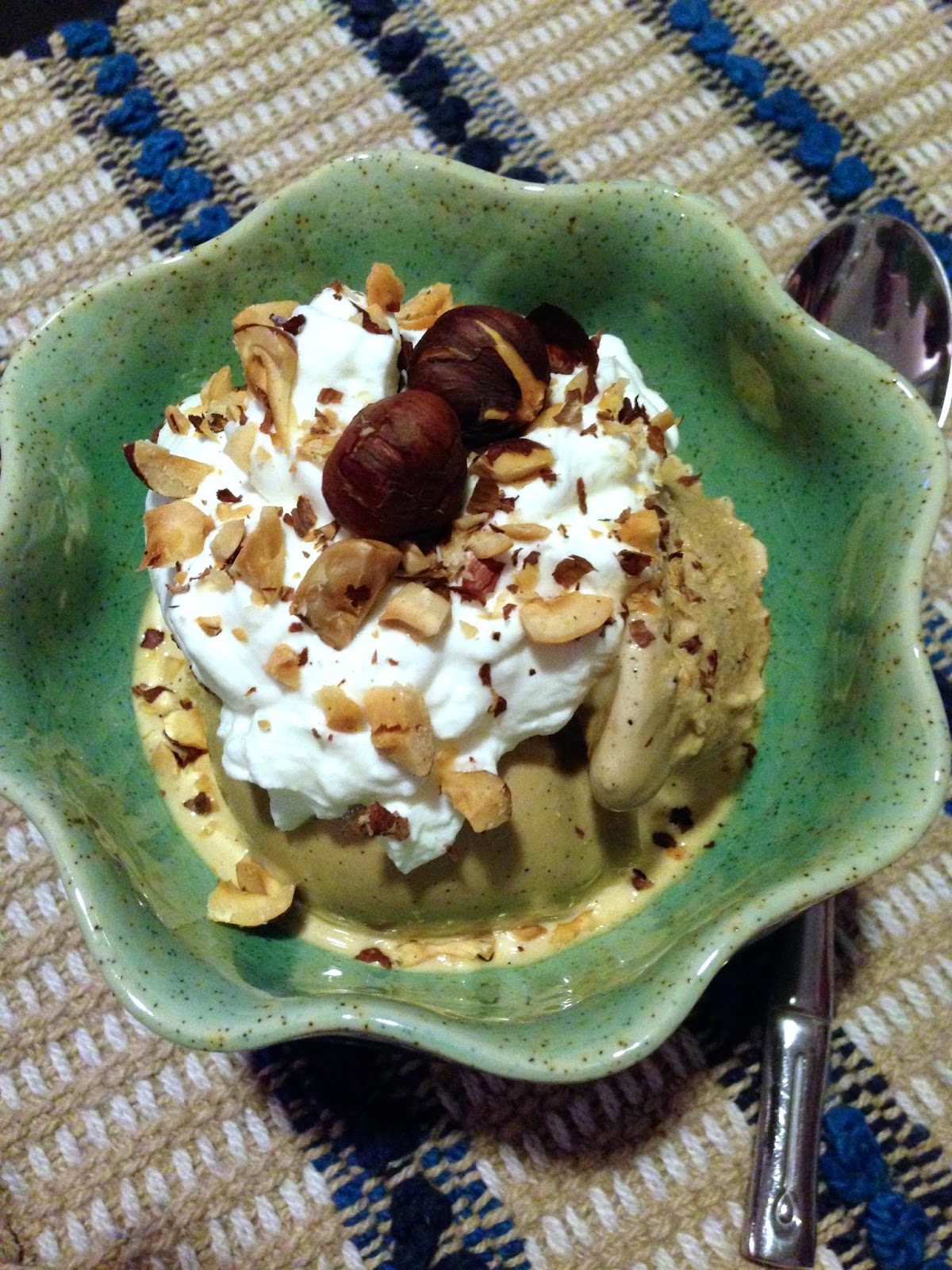 wisp + whim: Entertaining Eats : A Chic & Simple Sundae