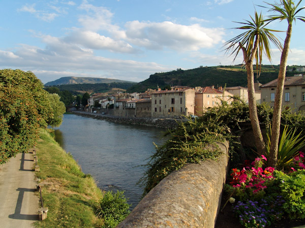fotoaufnahme: Limoux in Frankreich, Start der 15. Etappe der Tour de ...