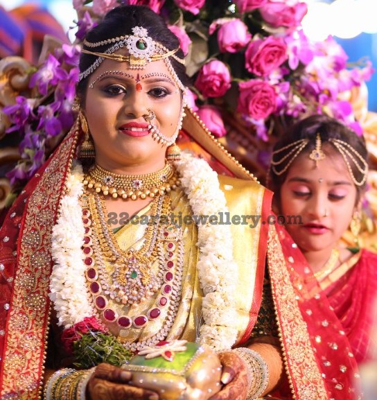 Vishnu Vardhini Wedding Jewellery - Jewellery Designs