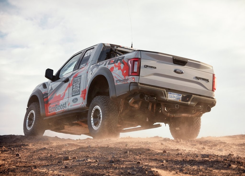 2017 Ford F-150 Raptor Race Truck - AutoNewCarsBlog