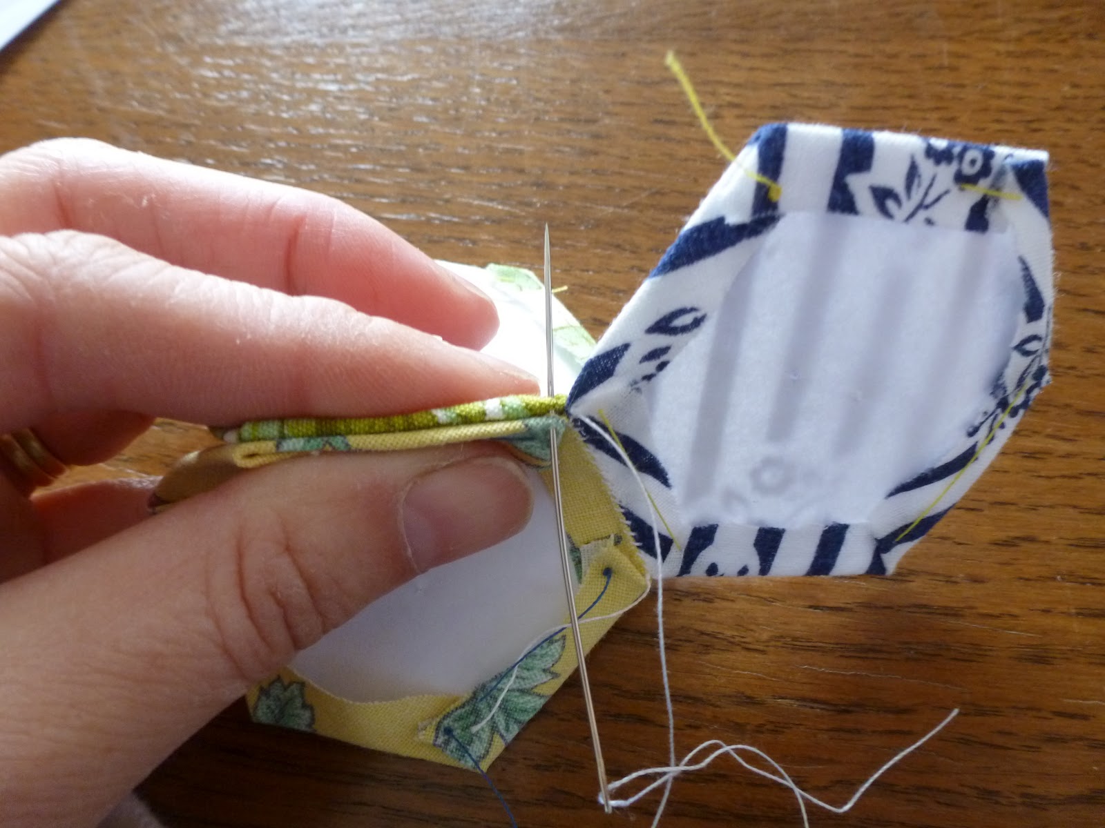 selfsewn: basic english paper piecing tutorial