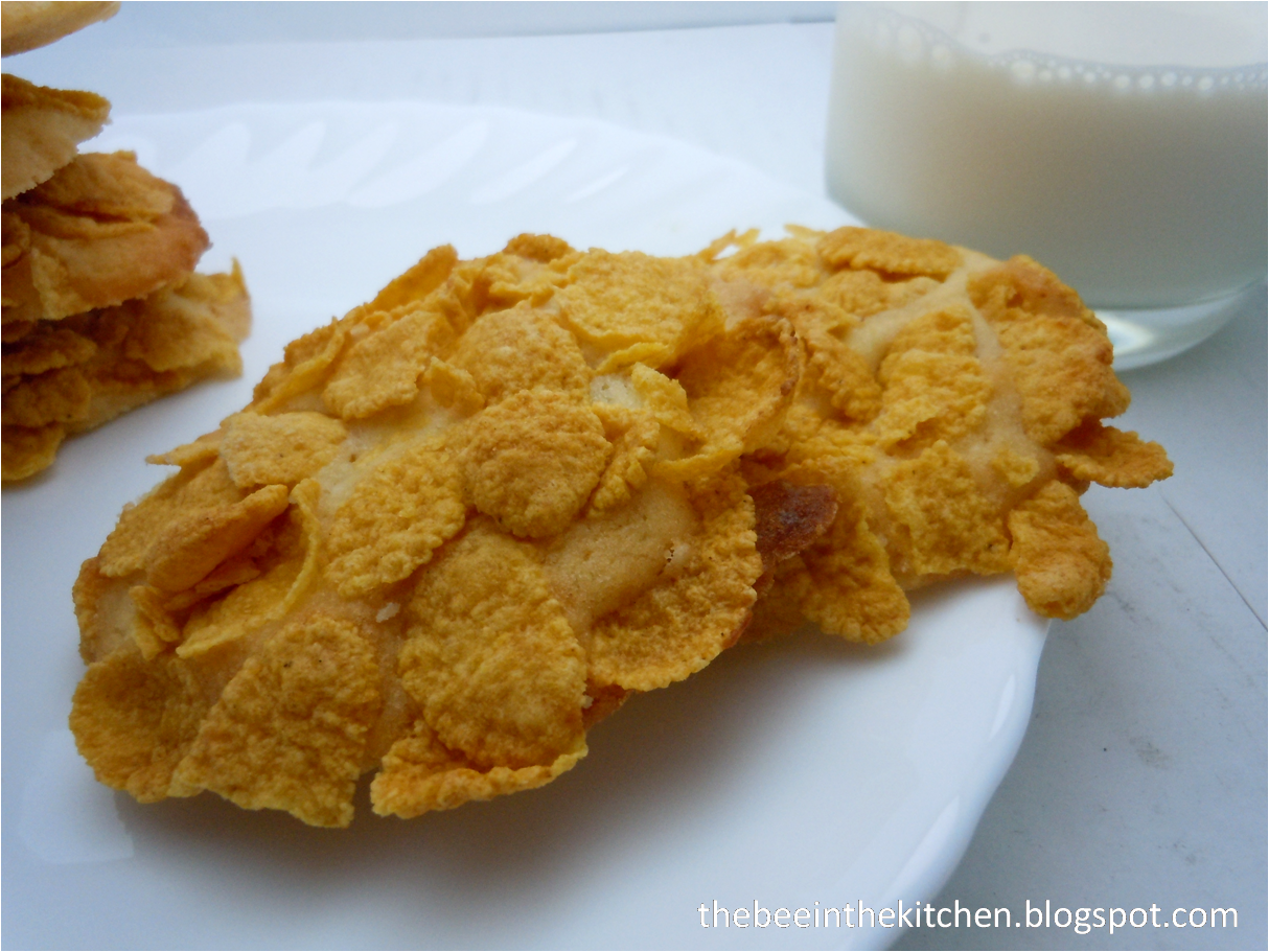 The Bee in the Kitchen: Cornflake Cookie