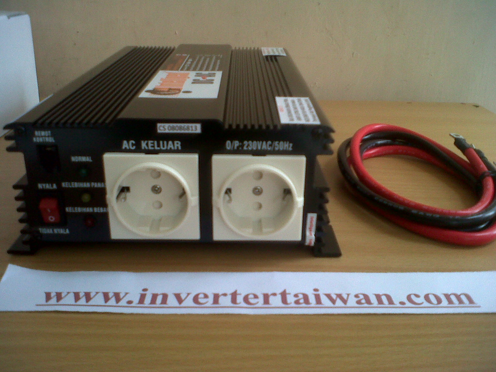 Power Inverter DC to AC Intelligent: Output Voltage pada Power Inverter