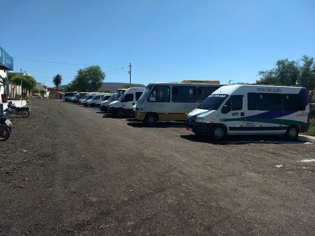 Revogada taxa de embarque e desembarque de vans