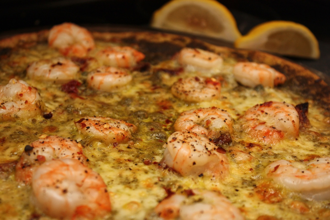 Purple Kale: Pesto Prawn Pizza