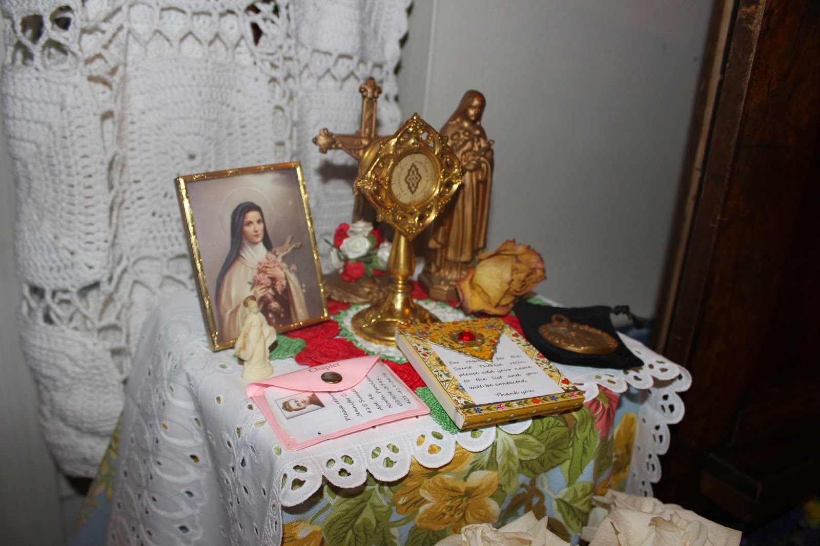 Children's Rosary: First Class Relic of St. Therese