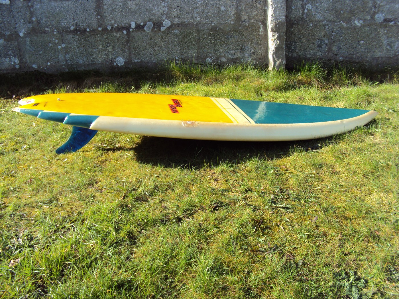 vintage surfboard collector UK: Cheyne Horan singlefin by CJ