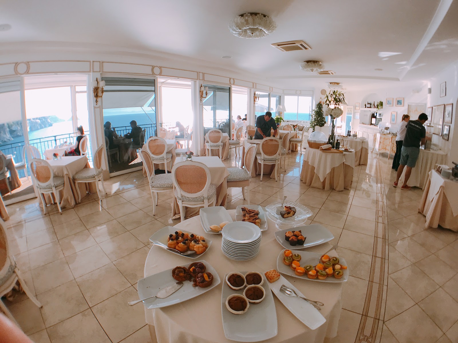 [南義]絕美峭壁飯店俯瞰阿瑪菲海岸 || Hotel onda verde住宿推薦 | SuFu Living 蘇蘇甫甫過生活