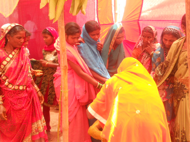 GONDMAHASABHA: GOND SAMAJ ME SAMUHIK SAMAJIK VIVAH