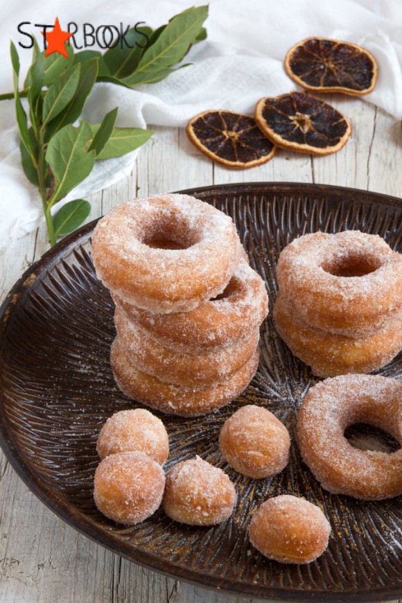 Starbooks: MUNKKI - FINNISH DOUGHNUTS