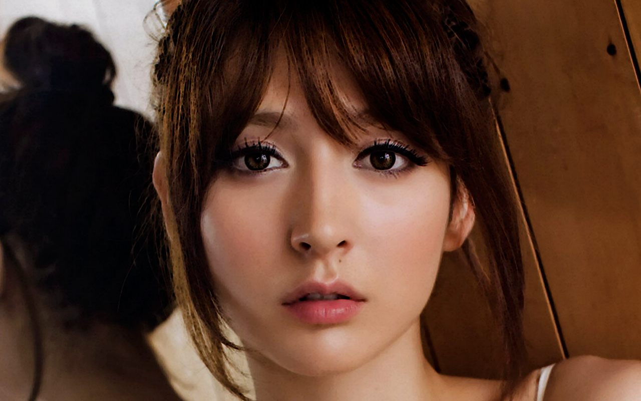 Heboh Foto Kakek Aktor Film Bokep Jepang Memijit Kaki Paha