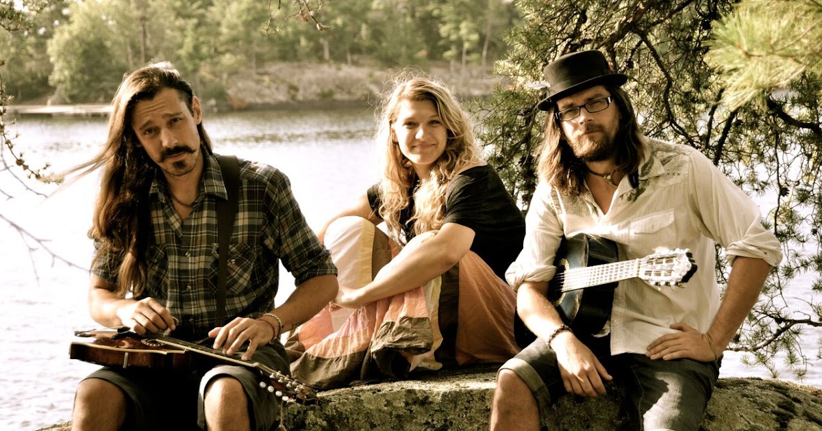 Asheville Business Blog: Canadian folk roots trio Red moon Road plays ...