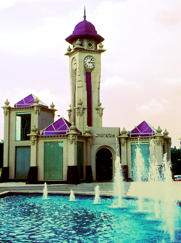 Post 3 - Menara Jam di Malaysia... - Relaks Minda