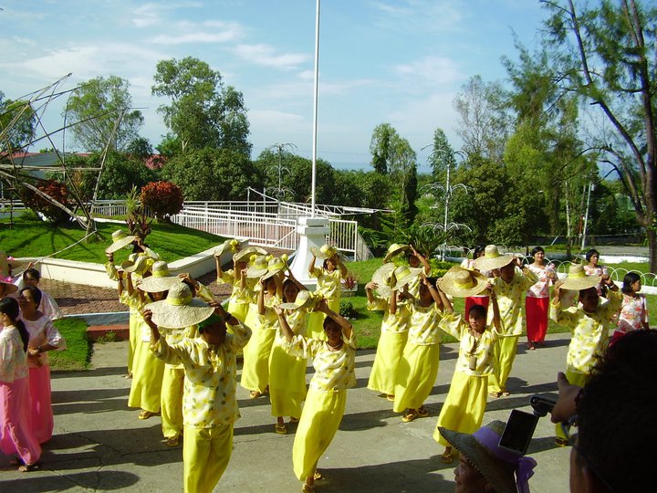 Titowew & Limelight: KARAKOL FESTIVAL & FLUVIAL PARADE, MAMBURAO!