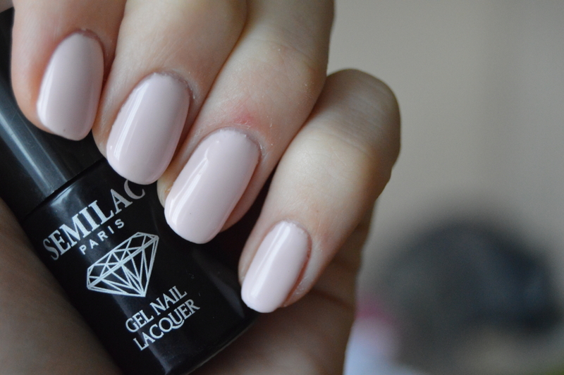 szuszu-styles: Lakier Hybrydowy Semilac 032 - Mleczny Róż