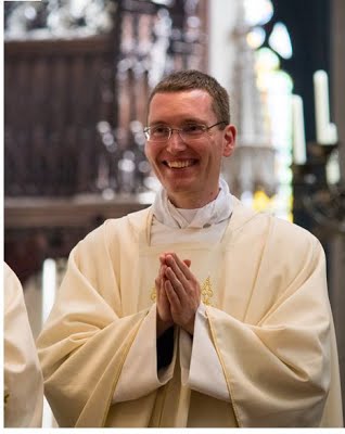 Sint-Agneskerk Amsterdam: Neomist Bryan van de Mortel celebreert ...