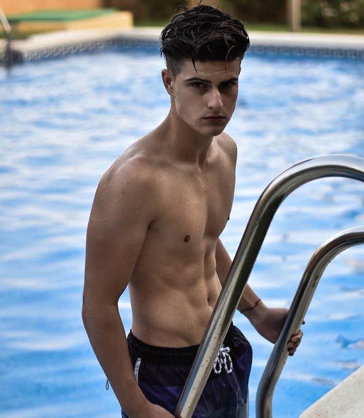 Lovely Boys: Aitor Sáez