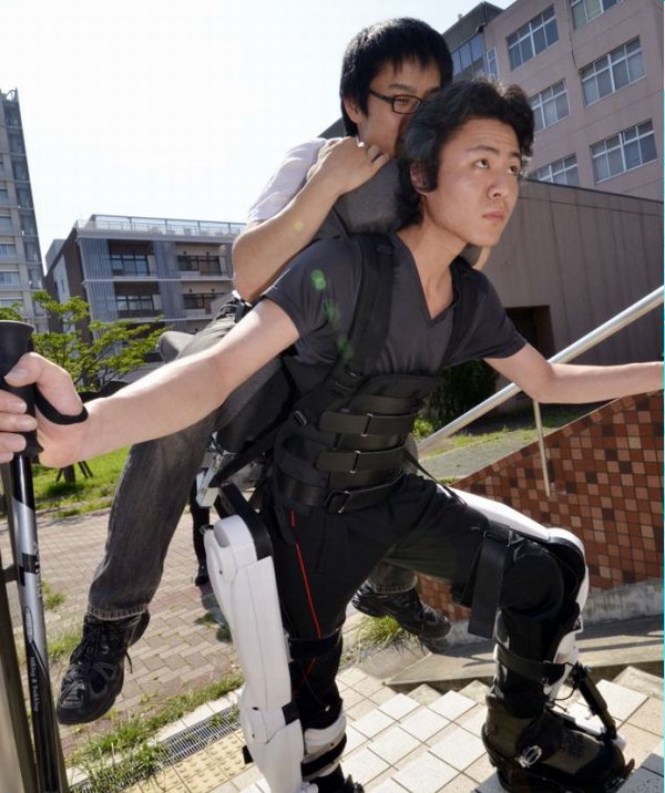 HAL exoskeleton will be used to carry 80 kg and carry a disabled ...