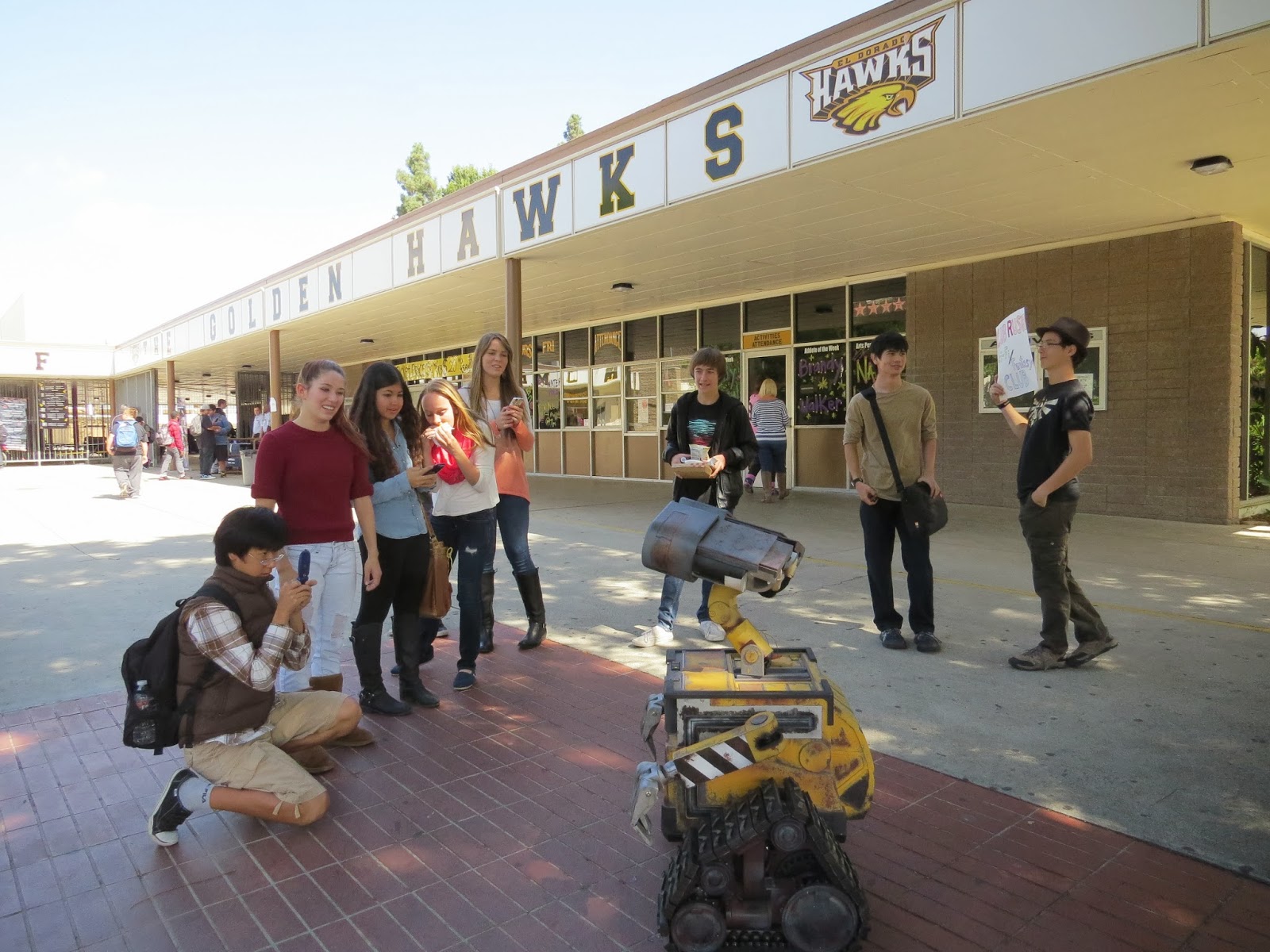 Adventures with WALL-E: Club Rush Day at EDHS