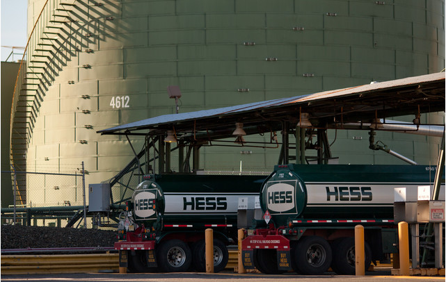 Rays Toy Trucks: A look at the old & new style Hess Tanker Trucks ...