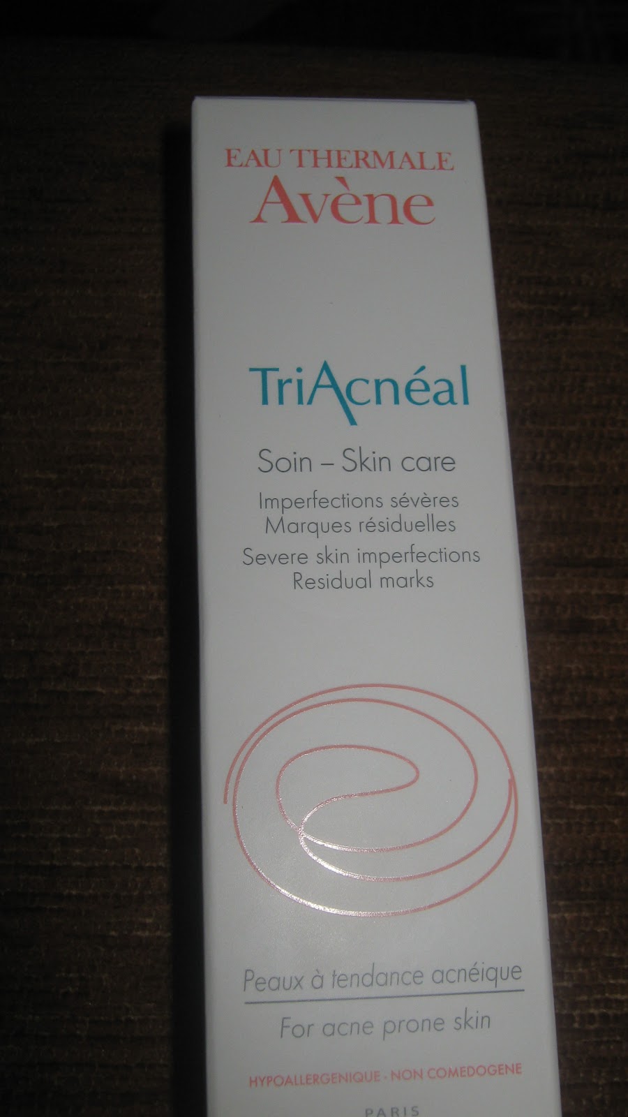 Celtic Beauty: Avene Eau Thermale TriAcneal