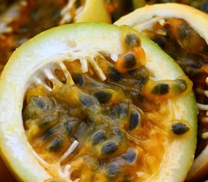 10 Manfaat buah markisa untuk kesehatan - Kebun Agropolitan Indonesia