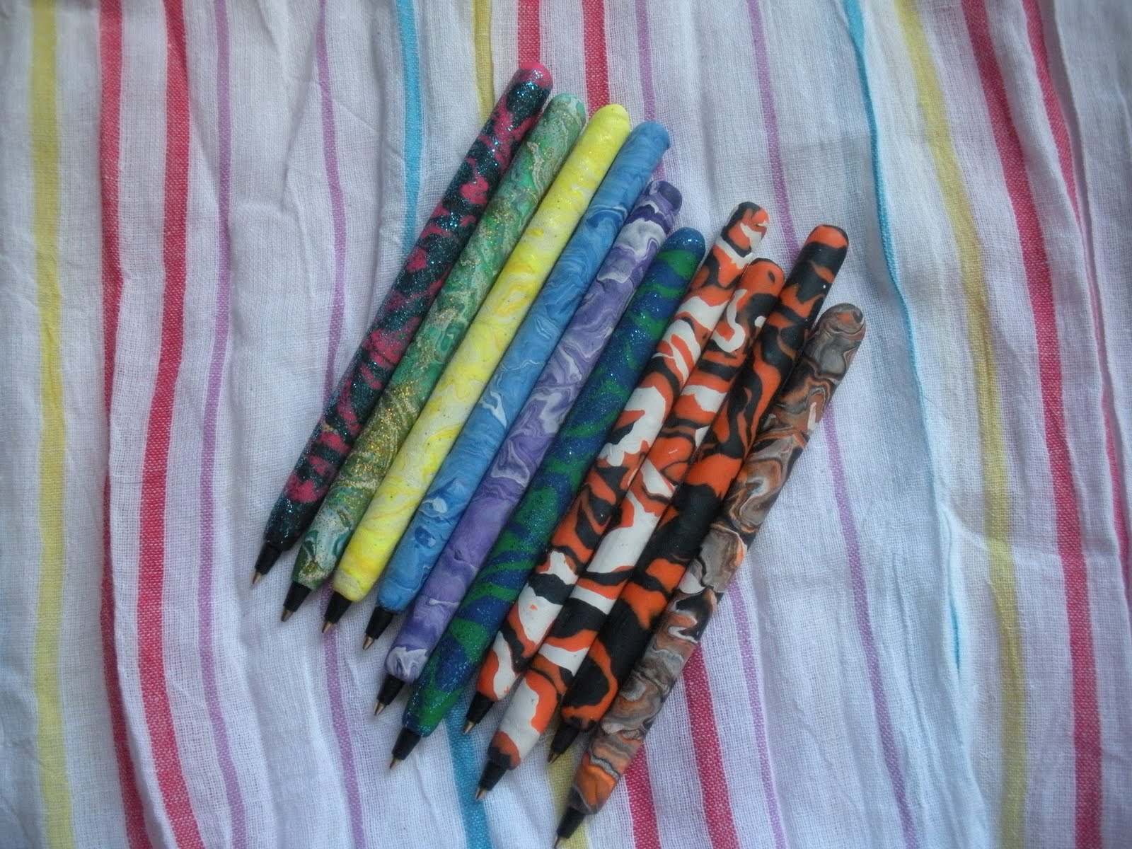 Creations from a Wired Mommy: Fancy pens