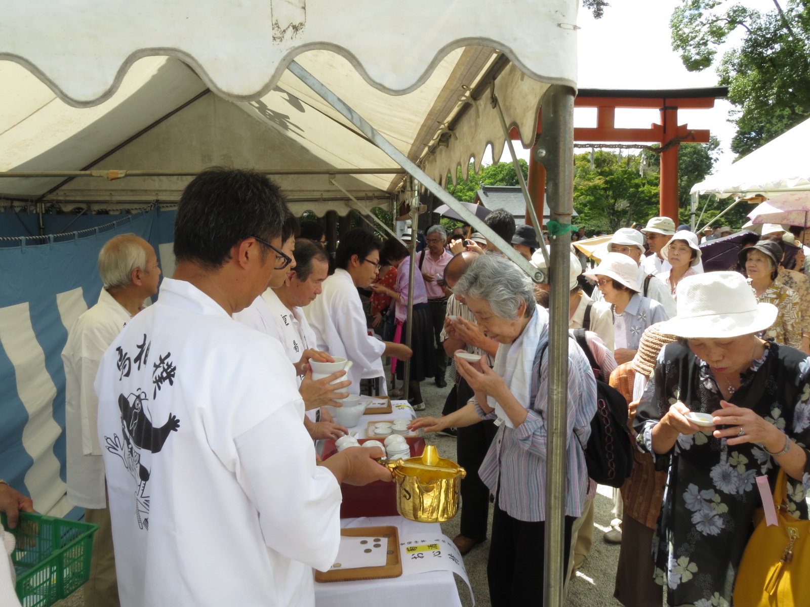 Kyoto Style 京都流: il Karasu-sumo del santuario Kamigamo