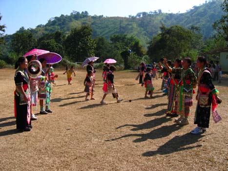 Oudomxay Tourism: Hmong