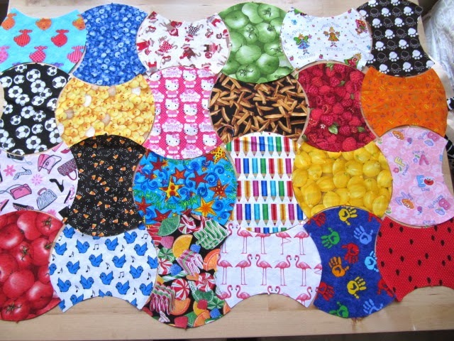 Sew Many Ways...: Machine Sewing Apple Core Quilt…With I Spy Fabric