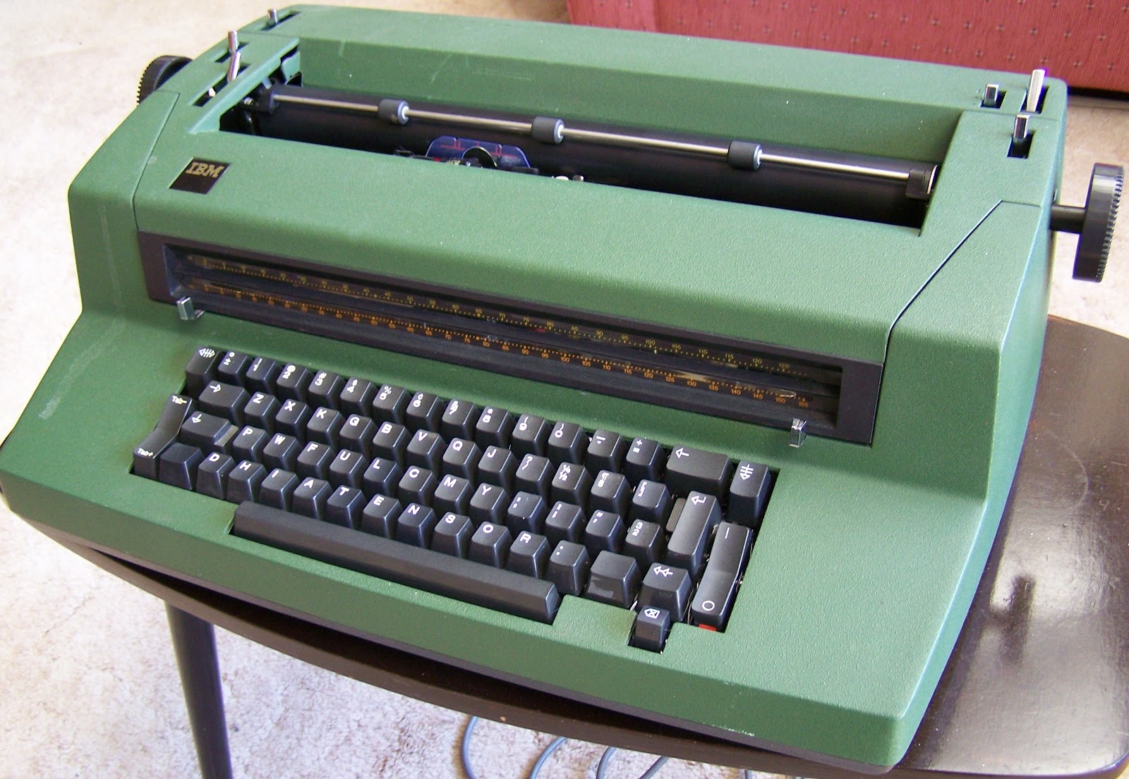 oz.Typewriter: 100 Typewriters for Exhibition oz.Typewriter: 100 Typewriters for Exhibition