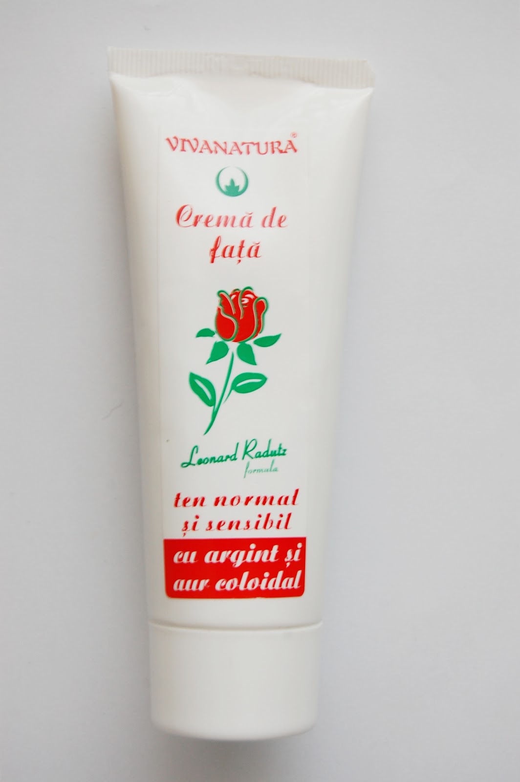 The Beauty Diary: Review: Cremă de faţă pentru ten normal si sensibil ...