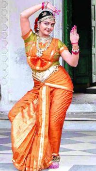 Bhanupriya Tamil Dancer