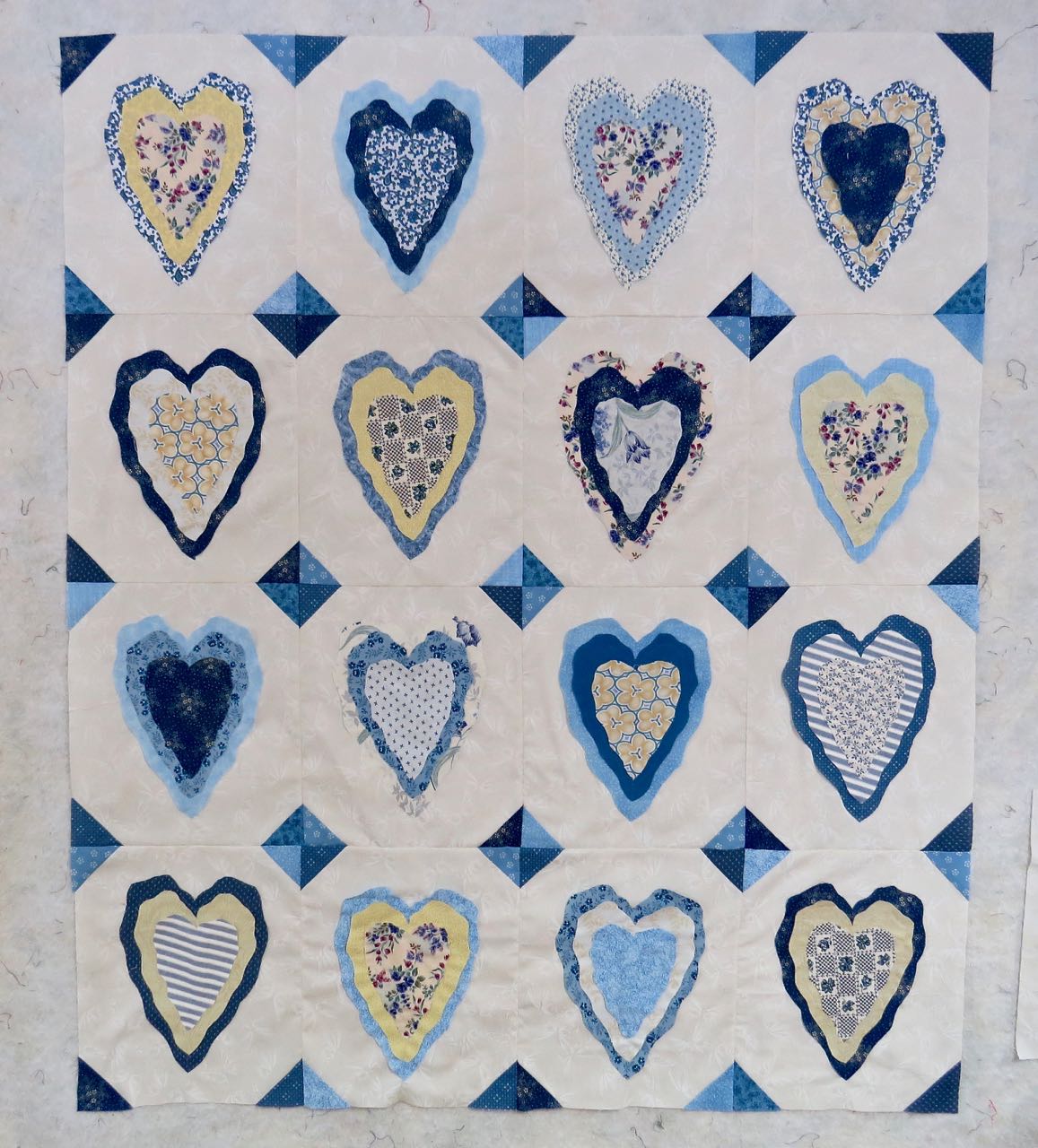 The Harlan Valley Quilters: Comfort Quilt......Frayed Edge Hearts 2