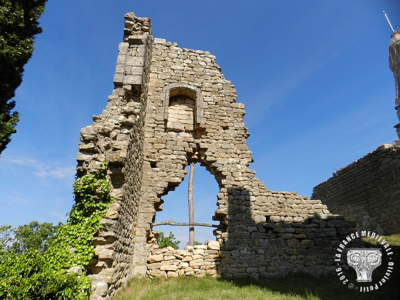 LA FRANCE MEDIEVALE: SABRAN (30) - Château-fort