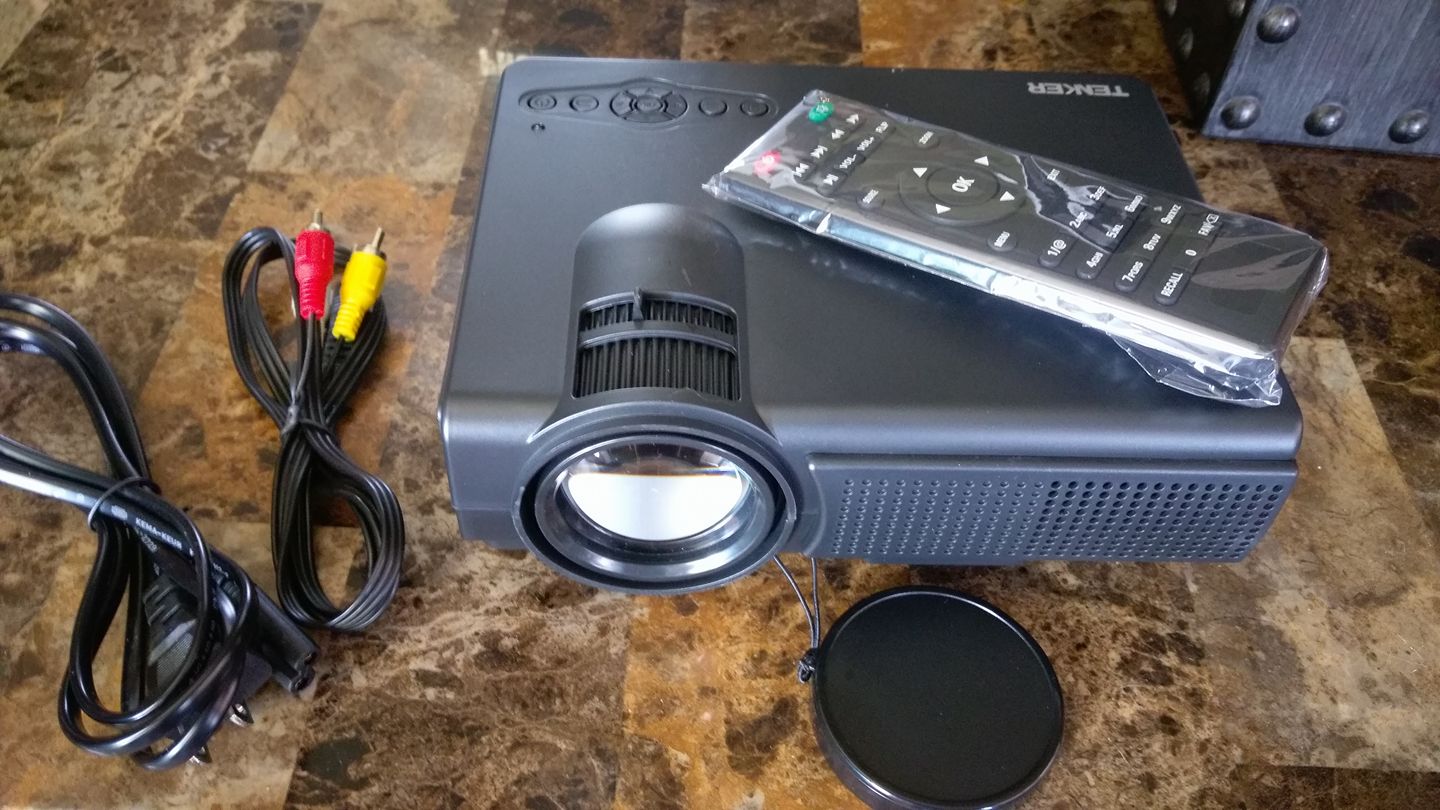 Not Just Another Southern Gal: TENKER Q5 Mini Projector Will Have Your ...