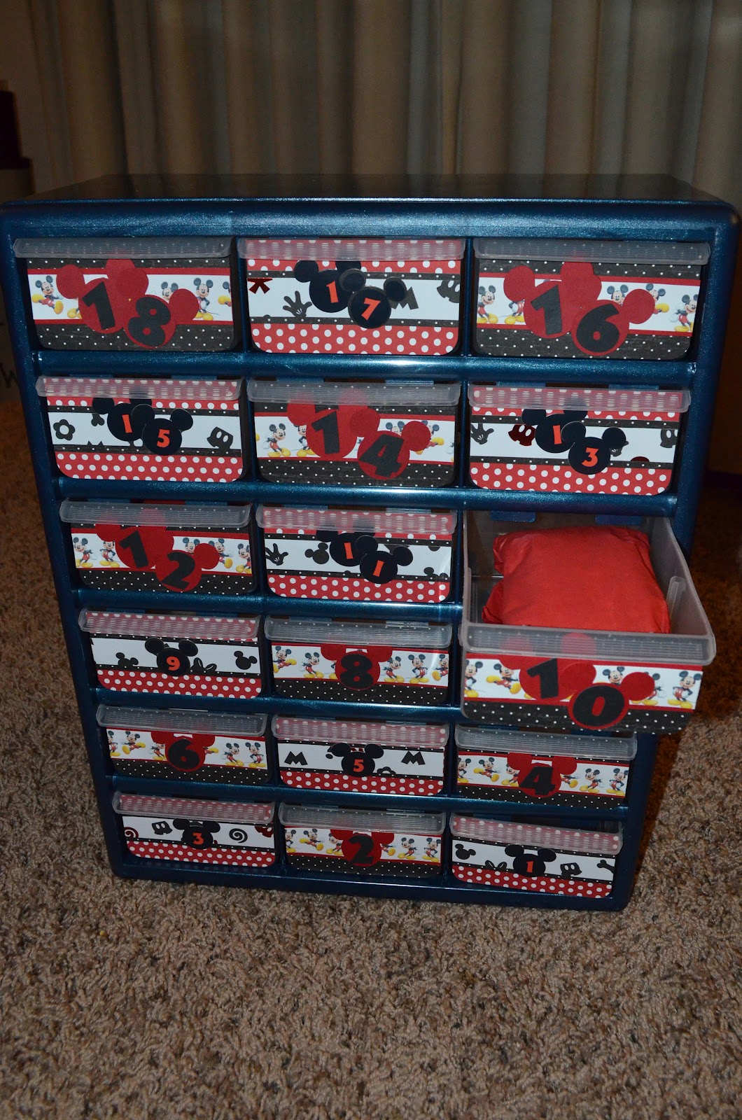 Treasuring Time Together...: Disney Countdown!