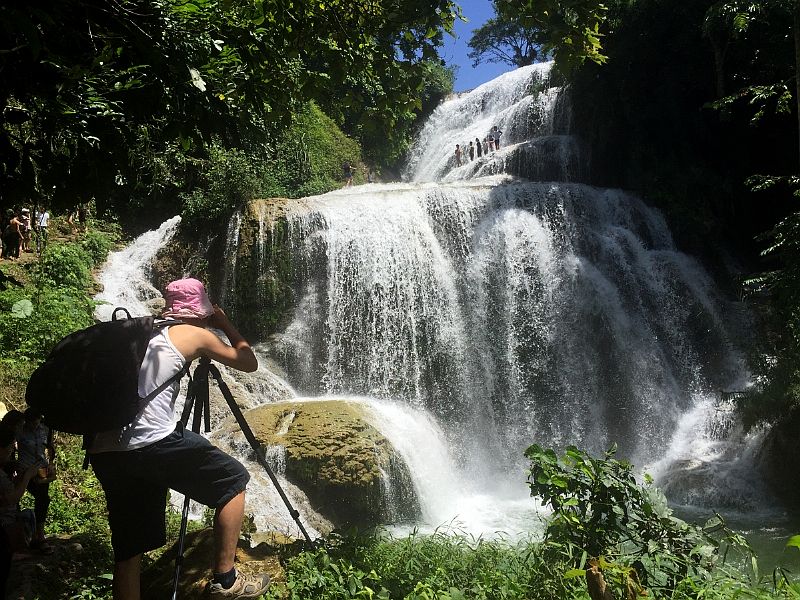 Một ngày yên bình với thác Mu