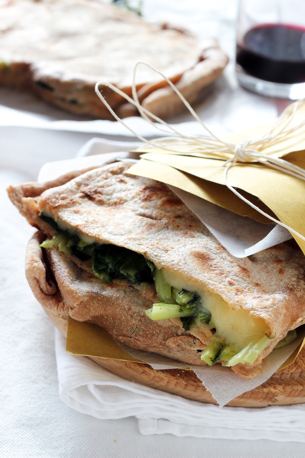 SaleQuBi: Crescione integrale di catalogna e caciocavallo