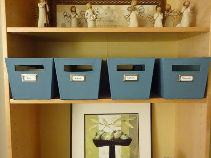 CreativeSteph13: Practical Storage for Electronic Bits & Pieces
