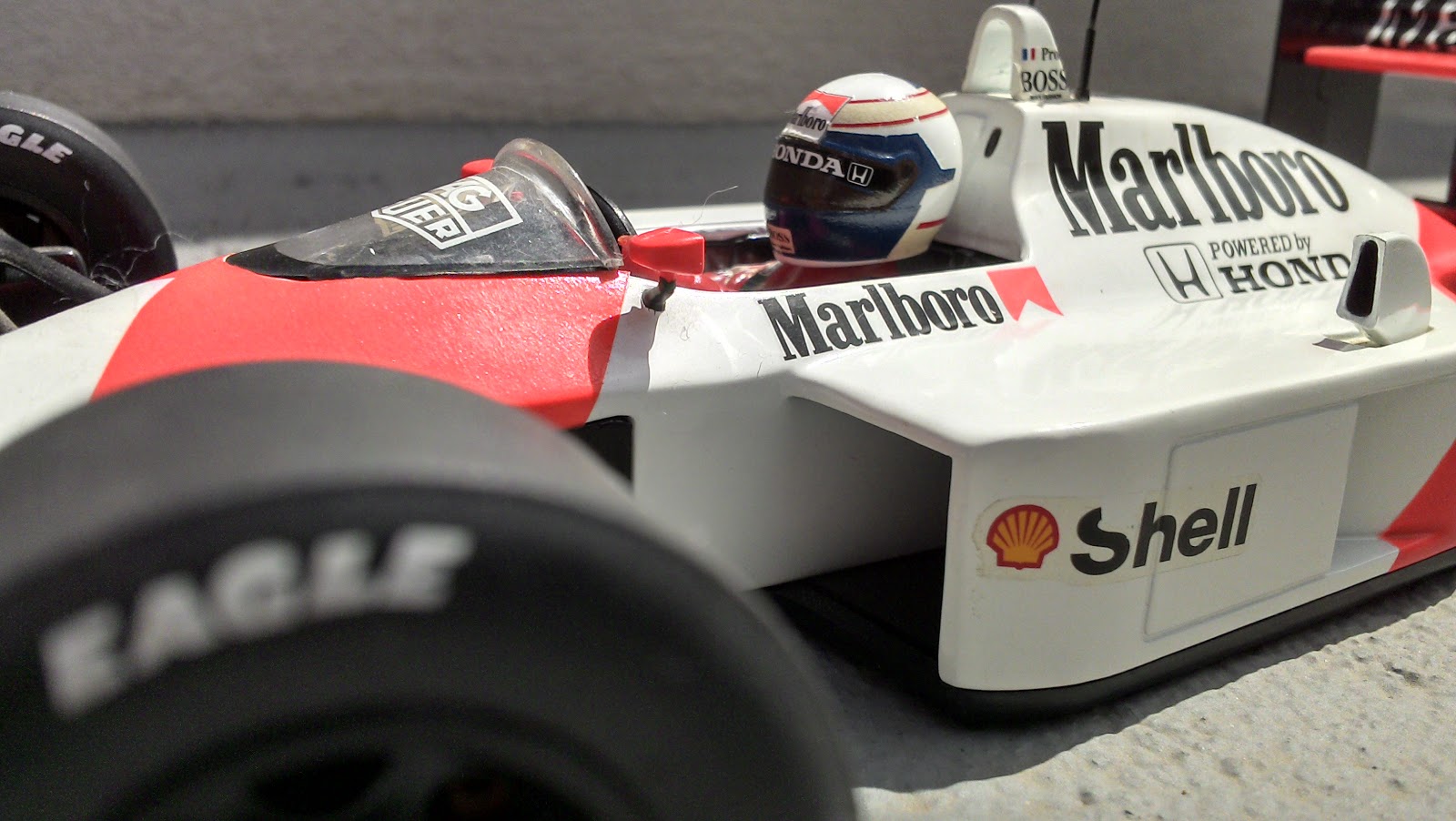 MINIF1: McLaren MP4/4 Alain Prost 1988